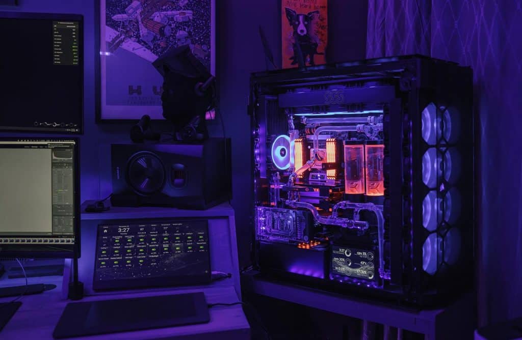 The 5 Largest PC Cases for High-End Builds in 2025 - What in Tech