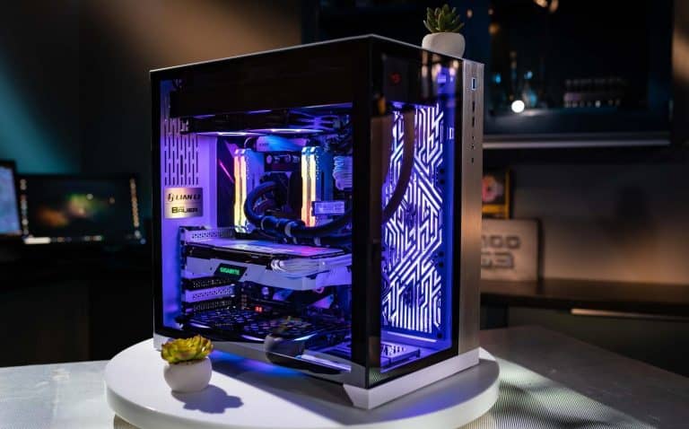 The 7 Best Clear PC Cases of 2025 - What in Tech