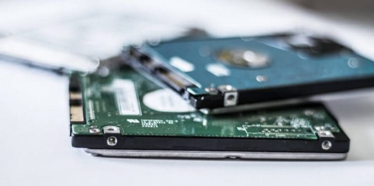 256GB vs 512GB vs 1TB SSD - How Much is Enough? Laptop & Desktop 2025 ...